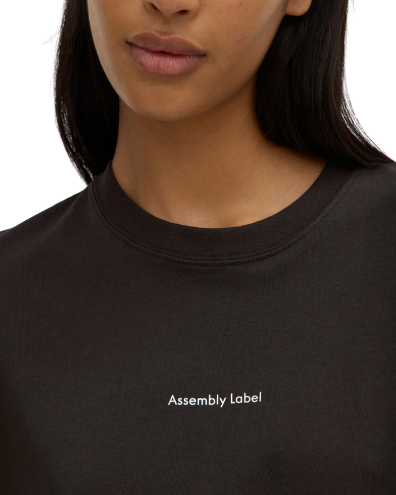 Atelier Logo Tee Washed Black – BAZAAR BOUTIQUE